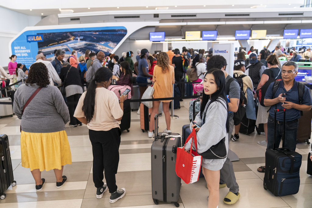 Airline delays and cancellations getting worse ahead of holiday weekend ...